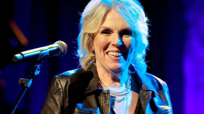 Lucinda Williams e CeCe Winans são indicadas ao Hall da Fama dos ...