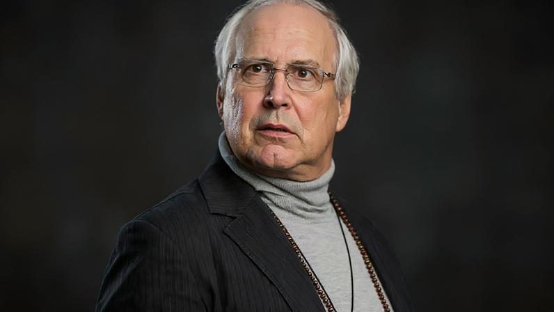 Chevy Chase ficou em coma por 8 dias após parada cardíaca - Portal Tela