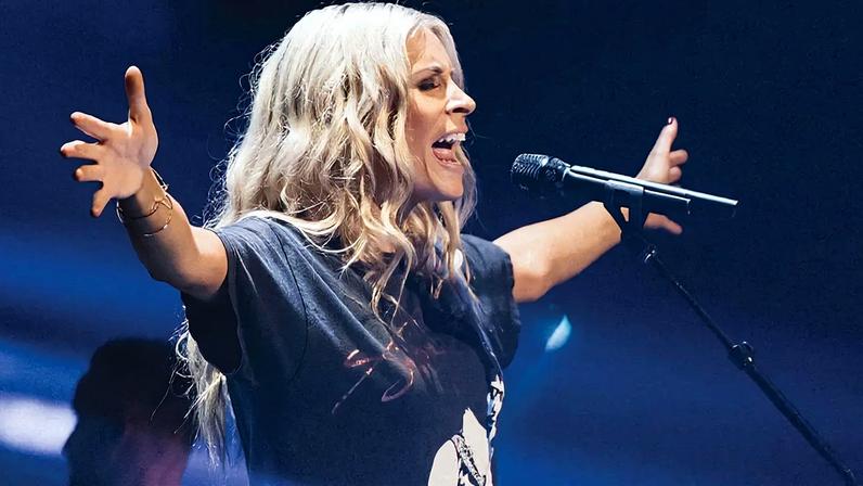 Jenn Johnson lança álbum solo - Portal Tela