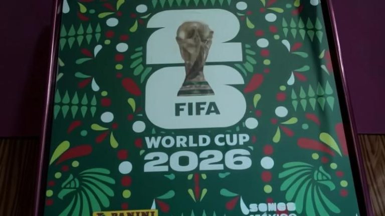 Álbum da Copa do México viraliza; internautas comparam com o brasileiro ...