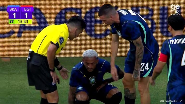 Wesley sofre lesão na perna direita e deixa amistoso Brasil x Egito ...
